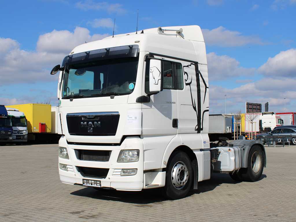 MAN TGX 18.480 4x2 BLS (2012 - 2022) Truck Specs & Dimensions | LECTURA ...