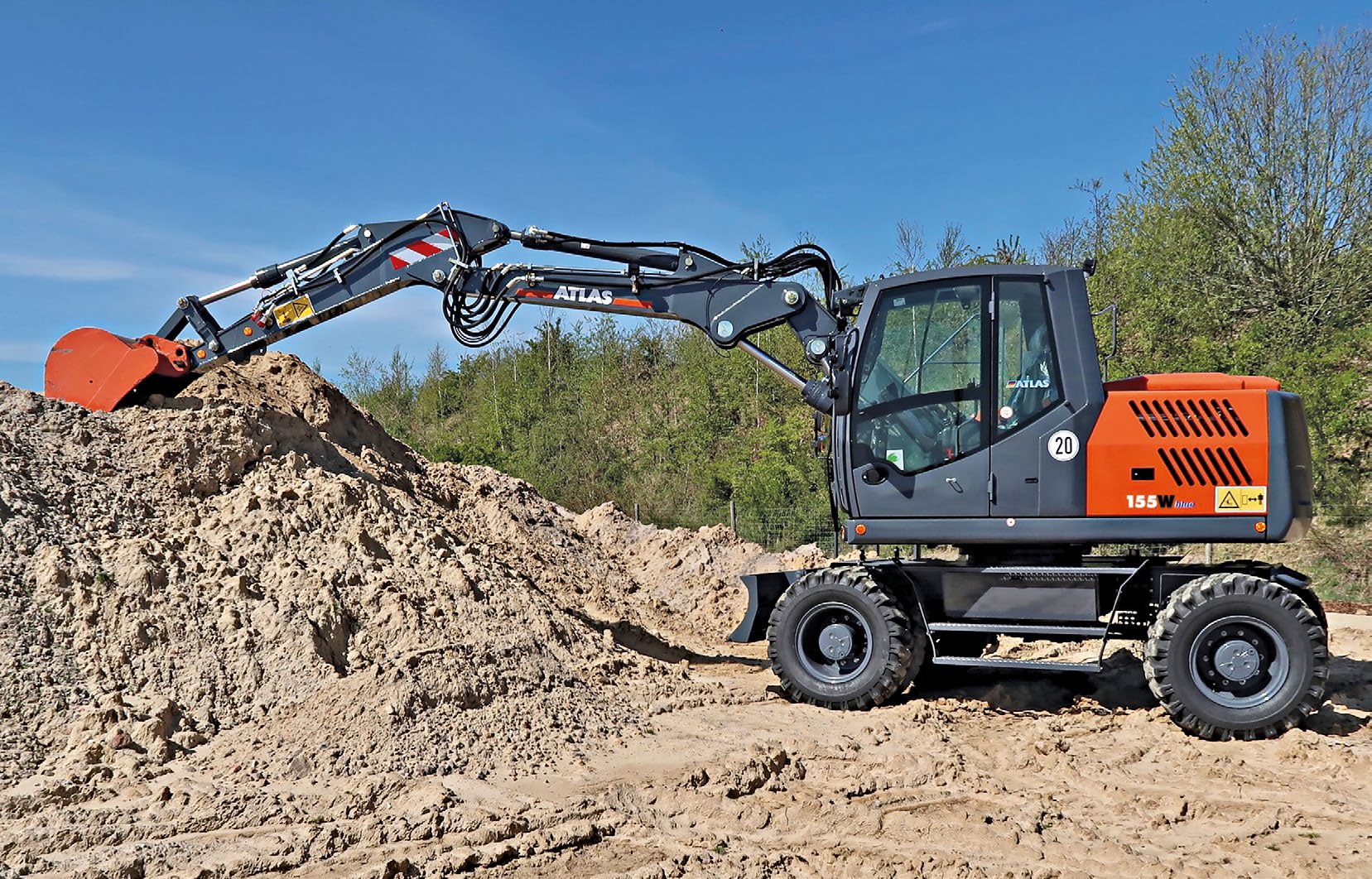 Atlas 155 W excavator specs & dimensions (2024 - 2025) | Diggers ...
