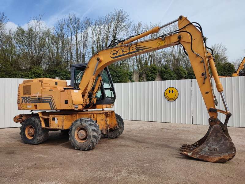 Case Poclain 788 P Plus excavator specs & dimensions (1999 - 2002) | Diggers | LECTURA specs ...