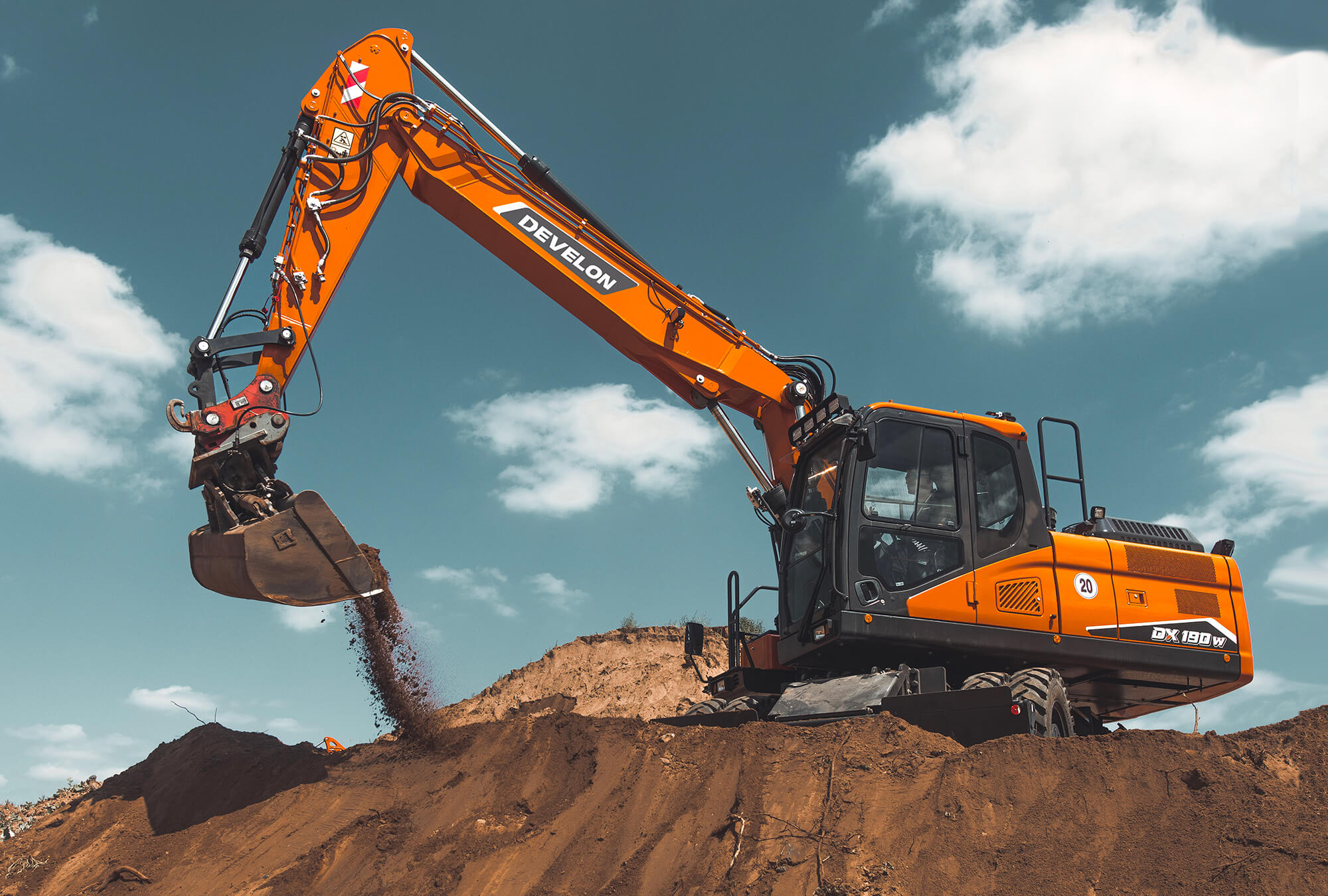 Develon DX190W-7 excavator specs & dimensions (2023 - 2026) | Diggers ...