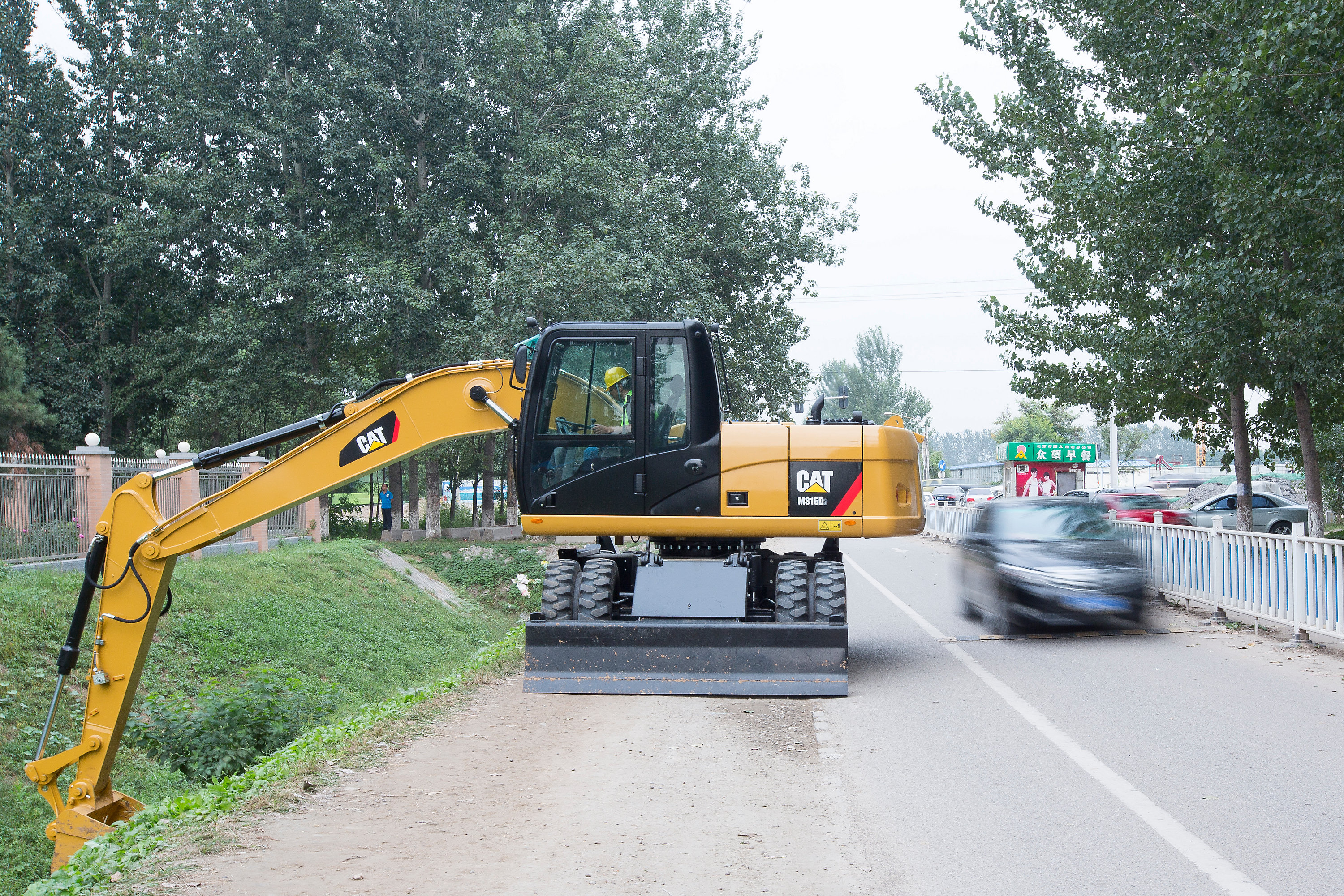 Caterpillar M315D2 excavator specs & dimensions (2017 - 2025) | Diggers ...