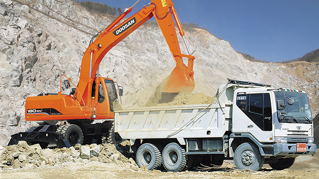 Doosan Solar 180 W-V excavator specs & dimensions (2003 - 2007 ...