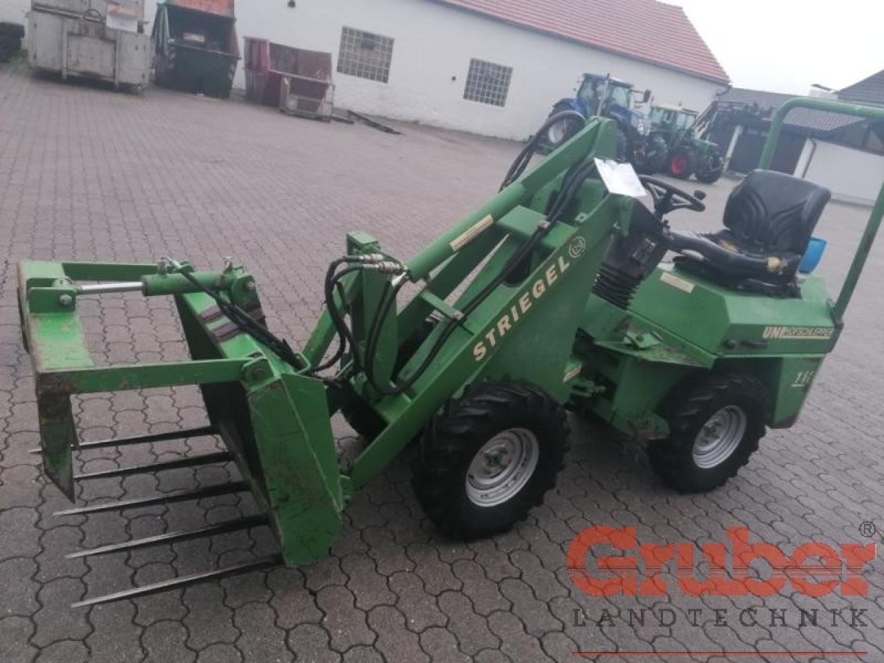 Striegel 110 DY Wheel Loader Specs & Dimensions (2004 - 2013) | LECTURA ...