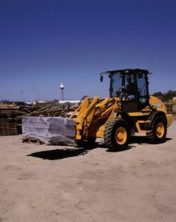 Case 221 B Wheel Loader Specs & Dimensions (1995 - 1997) | LECTURA Specs