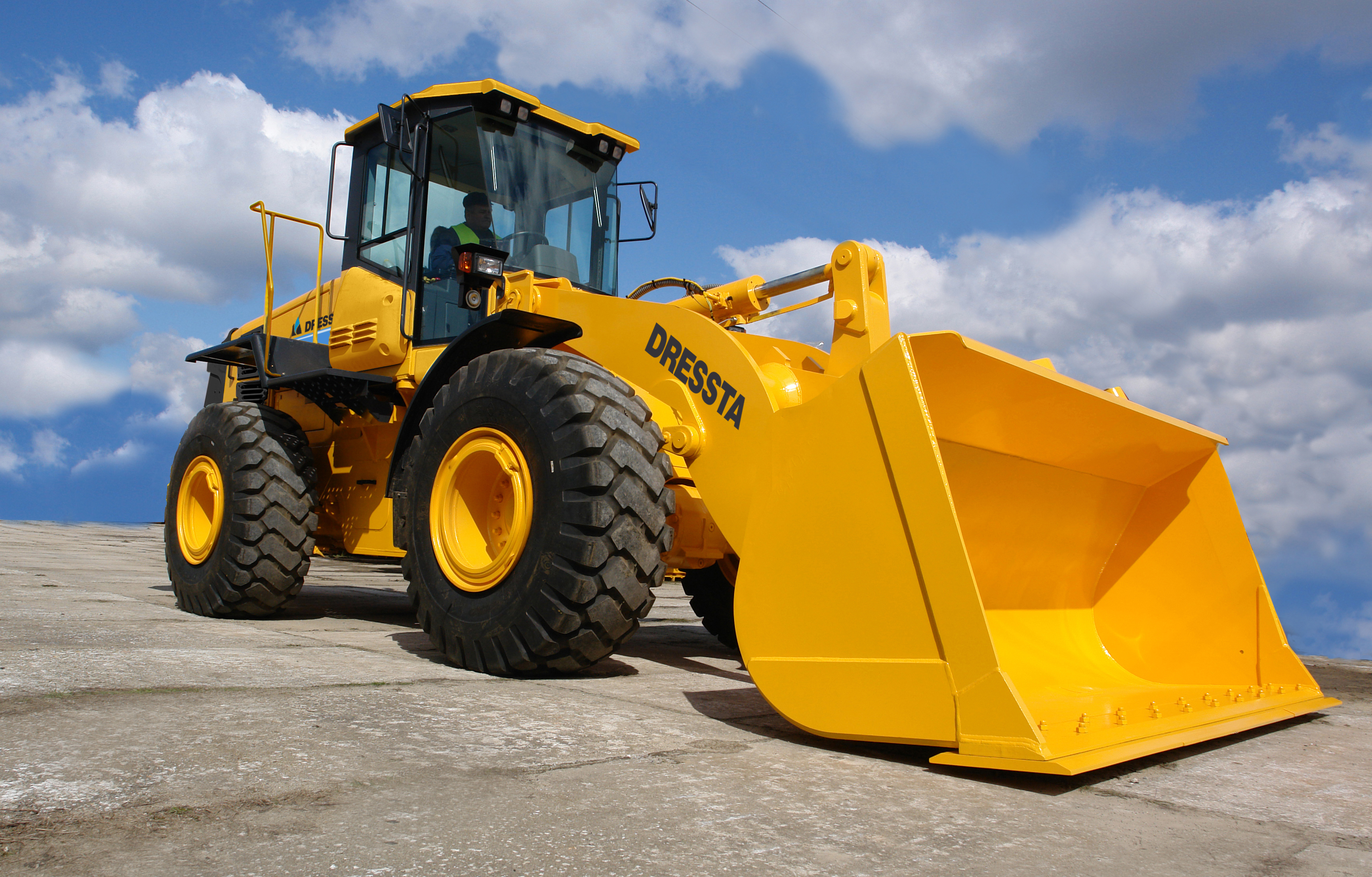 Dressta 530 R Wheel Loader Specs & Dimensions (2014 - 2015) | LECTURA Specs