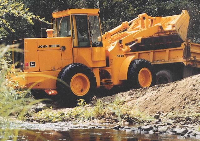 John Deere Construction 644 D Wheel Loader Specs & Dimensions (1985 ...