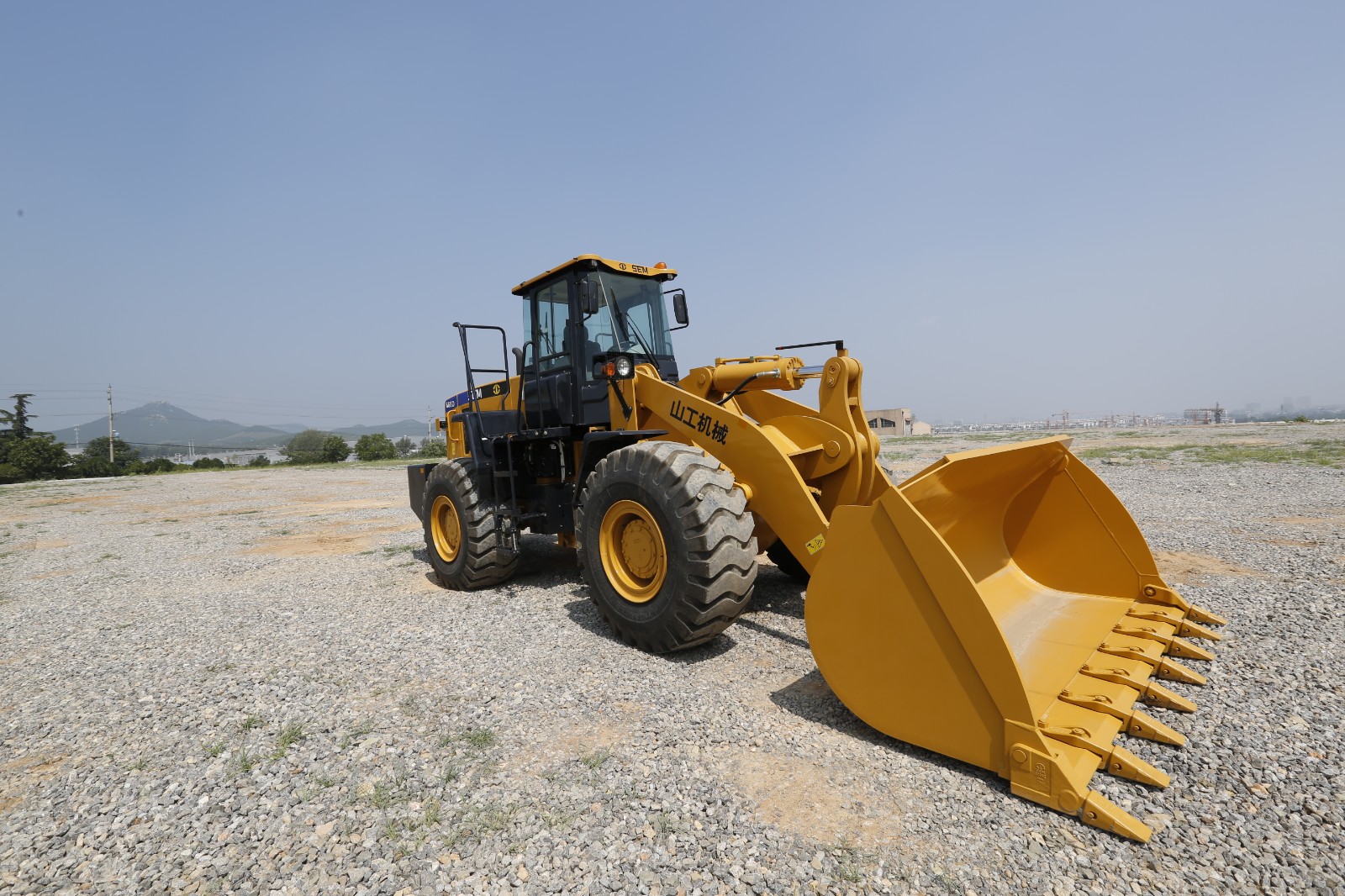 SEM 668D Wheel Loader Specs & Dimensions (2020 - 2025) | LECTURA Specs