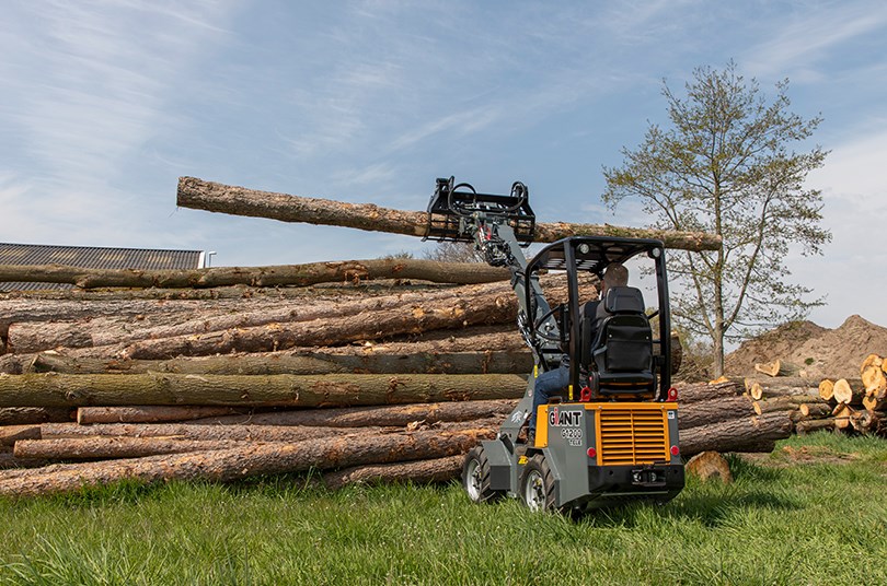 Giant G1200 Tele Wheel Loader Specs & Dimensions (2021 - 2025 ...