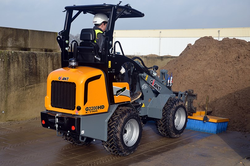 Giant G2200 X-tra HD Wheel Loader Specs & Dimensions (2020 - 2025 ...