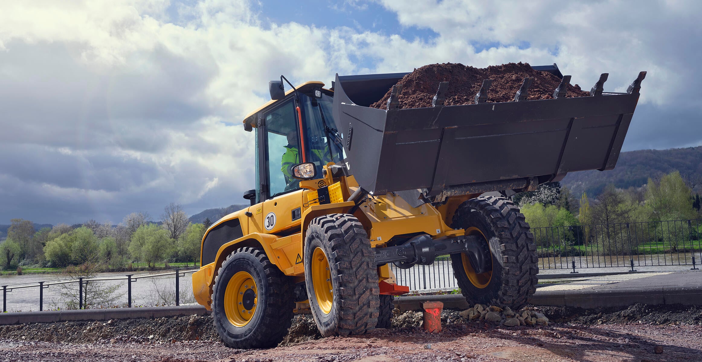 Volvo L35 Wheel Loader Specs & Dimensions (2024 - 2025) | LECTURA Specs