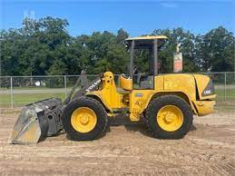 Volvo L40B Wheel Loader Specs & Dimensions (2005 - 2014) | LECTURA Specs