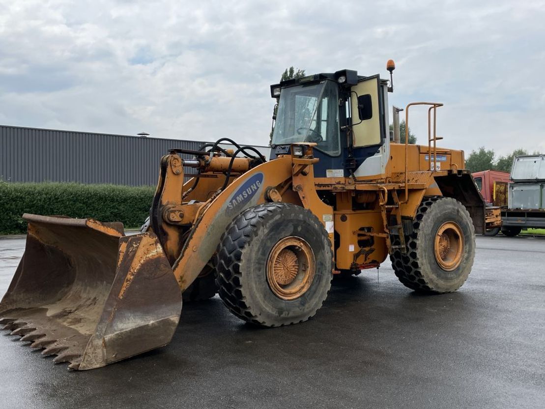 Samsung SL 180-2 Wheel Loader Specs & Dimensions (1995 - 1998 ...