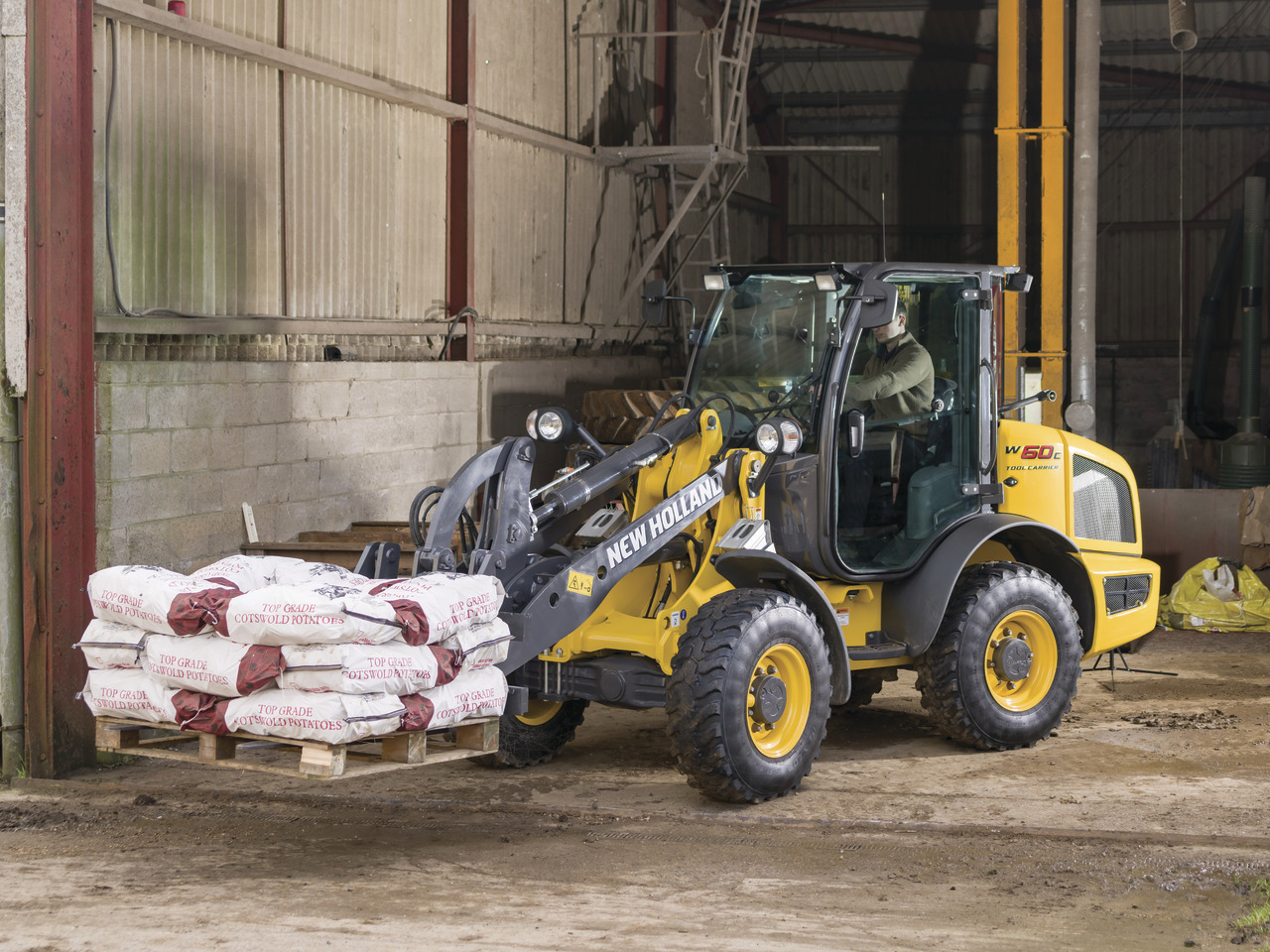 New Holland W60C Z-bar Wheel Loader Specs & Dimensions (2015 - 2021 ...