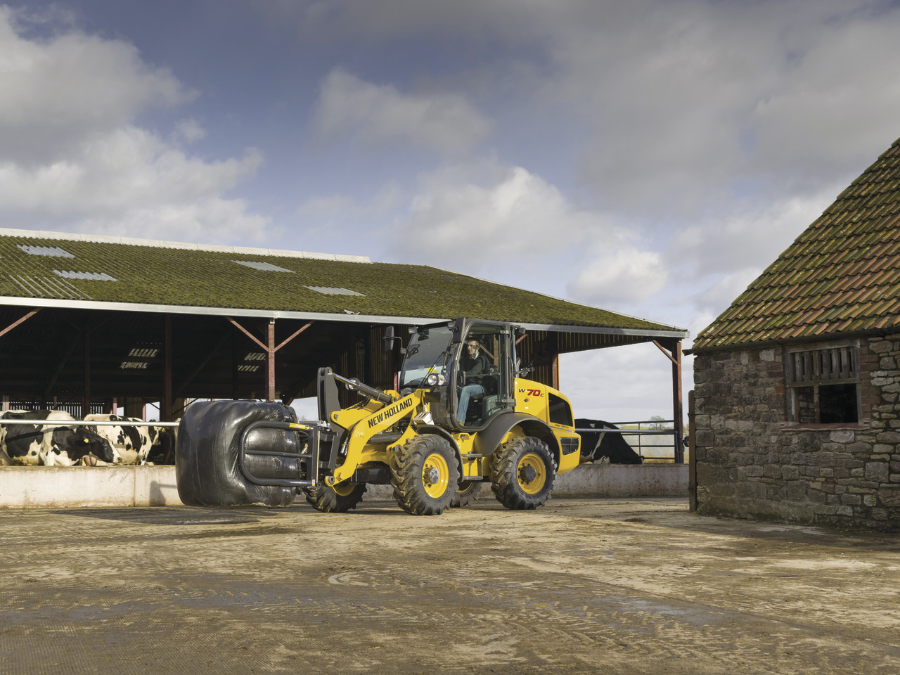 New Holland W70C Z-bar Wheel Loader Specs & Dimensions (2015 - 2021 ...
