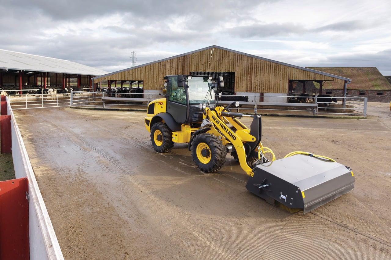 New Holland W70C Z-bar Wheel Loader Specs & Dimensions (2015 - 2021 ...