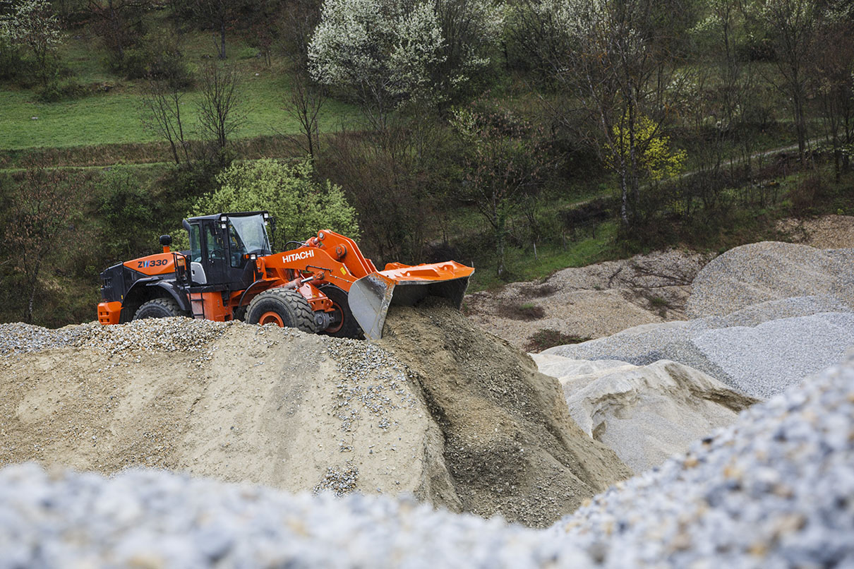 Hitachi ZW 330-5 Wheel Loader Specs & Dimensions (2013 - 2016 ...