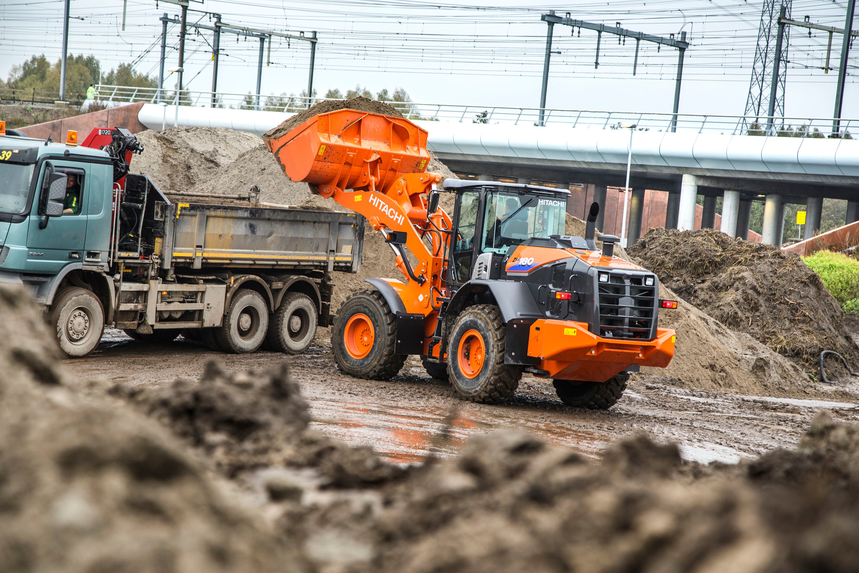 Hitachi ZW180-6 Wheel Loader Specs & Dimensions (2017 - 2021) | LECTURA ...