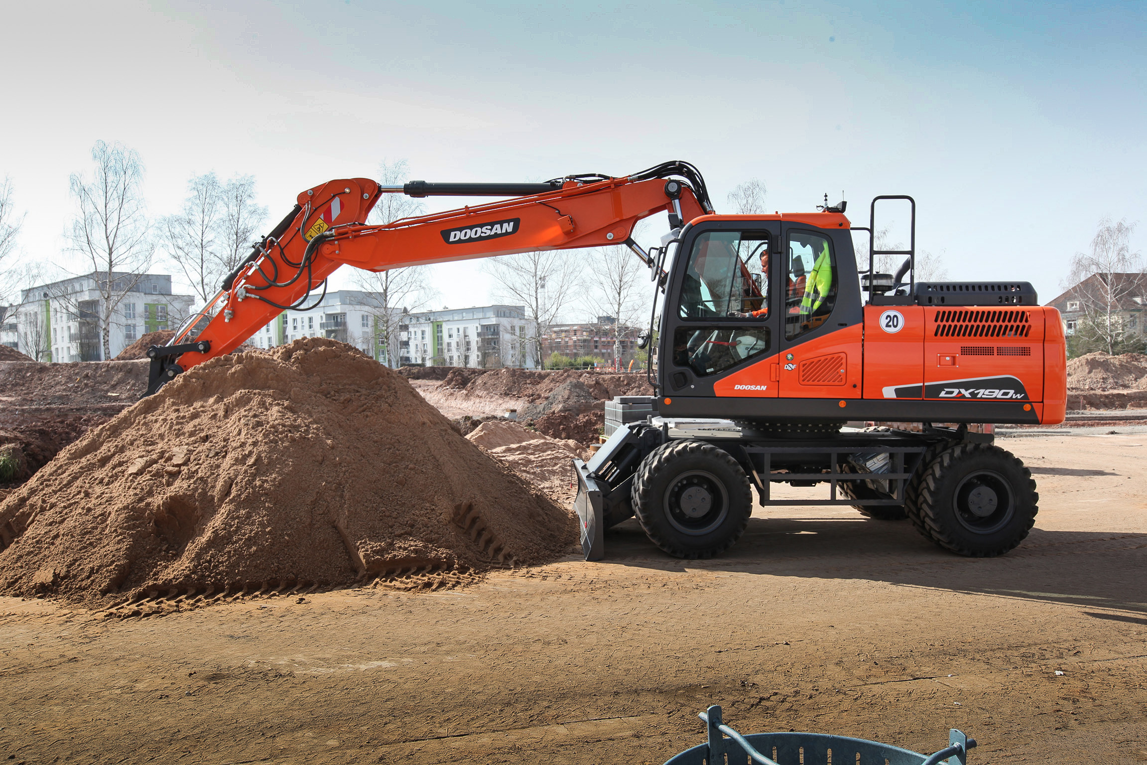 Doosan DX190W-3 excavator specs & dimensions (2013 - 2019) | Diggers ...