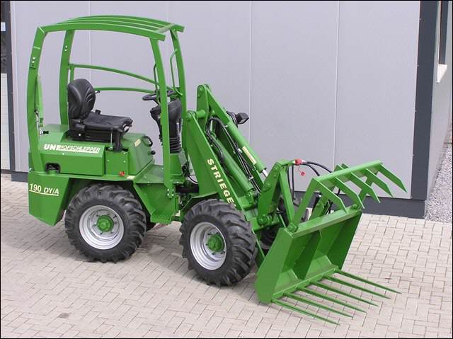 Striegel 190 DY/A Wheel Loader Specs & Dimensions (2004 - 2013 ...