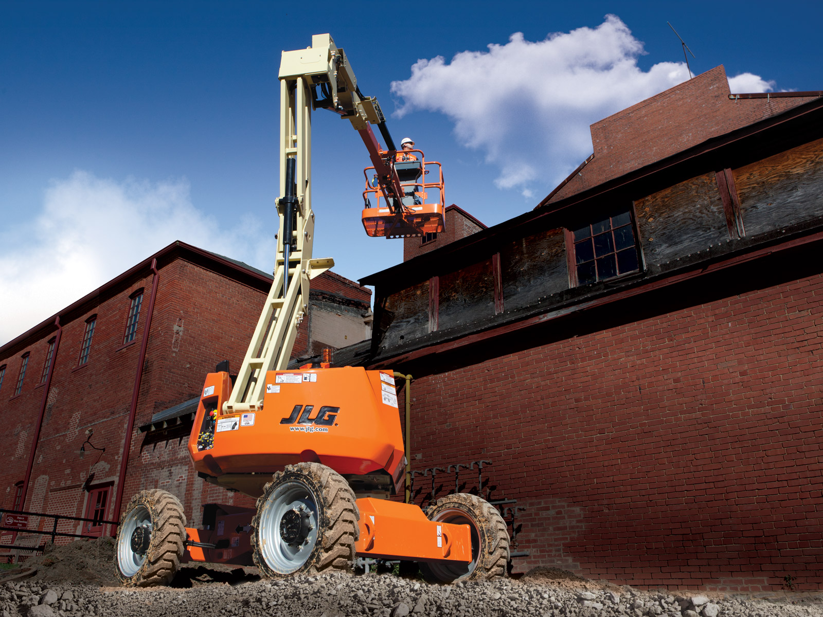 JLG 340AJ Specs & Dimensions (2020 - 2026) | Wheeled Articulating Boom ...