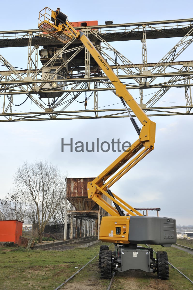 Haulotte HA26 RTJ O Specs & Dimensions (2021 - 2025) | Wheeled Articulating Boom Lifts | LECTURA ...