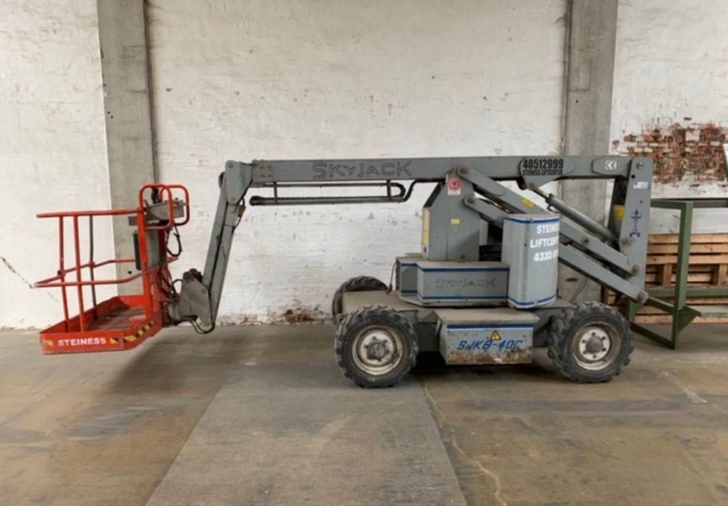 Skyjack SJKB 40 C Specs & Dimensions (1995 - 2000) | Wheeled ...