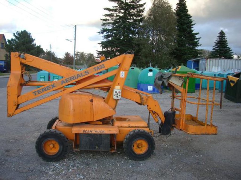 Terex Aerials TA 33 Specs & Dimensions (1997 - 2002) | Wheeled ...