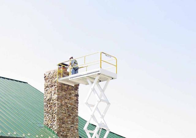 Lift-A-Loft TL 22 Specs (2019 - 2025) | Wheeled scissor lifts | LECTURA ...