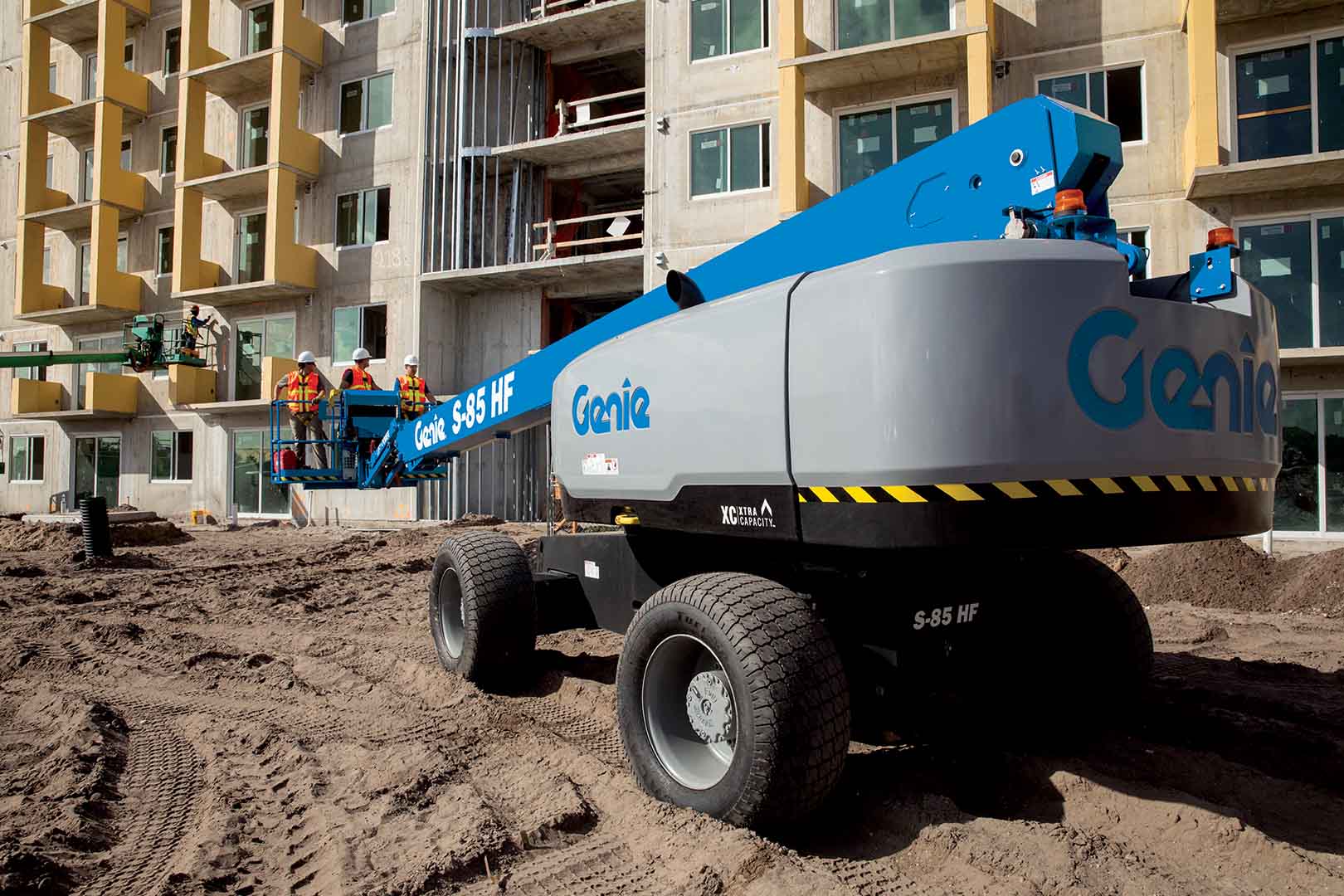 Genie S-85 HF Specs & Dimensions (2019 - 2023) | Wheeled Telescopic ...