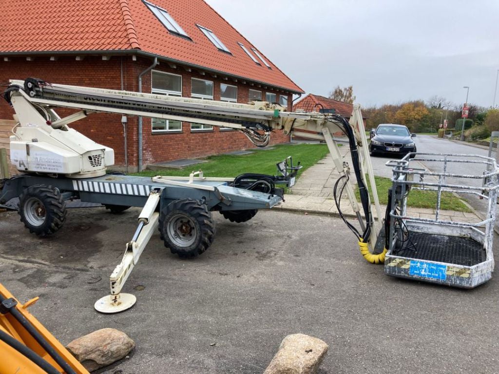 Scanlift SL 185 D Specs (1996 - 2008) | Wheeled Telescopic Boom Lifts ...