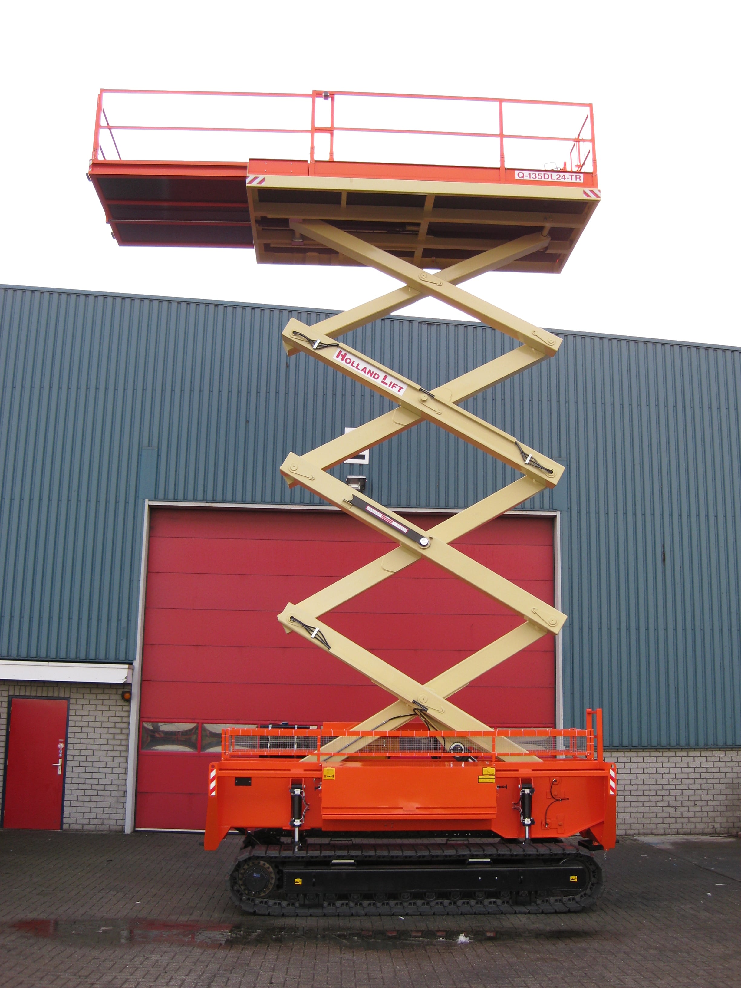 Find all Holland-Lift-related specifications, technical data and ...